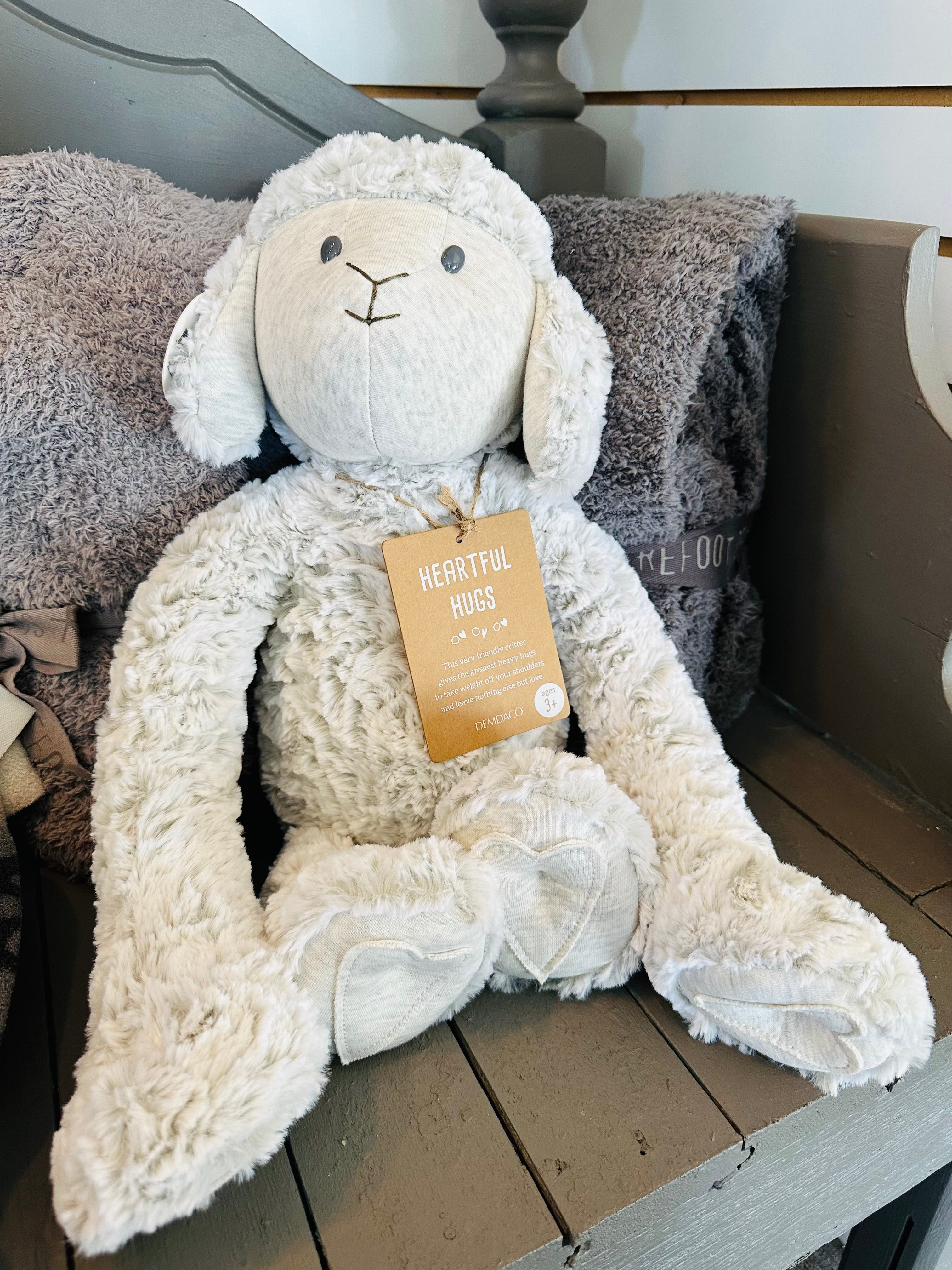 Heartful Hugs Lamb – Opie and Eleanors